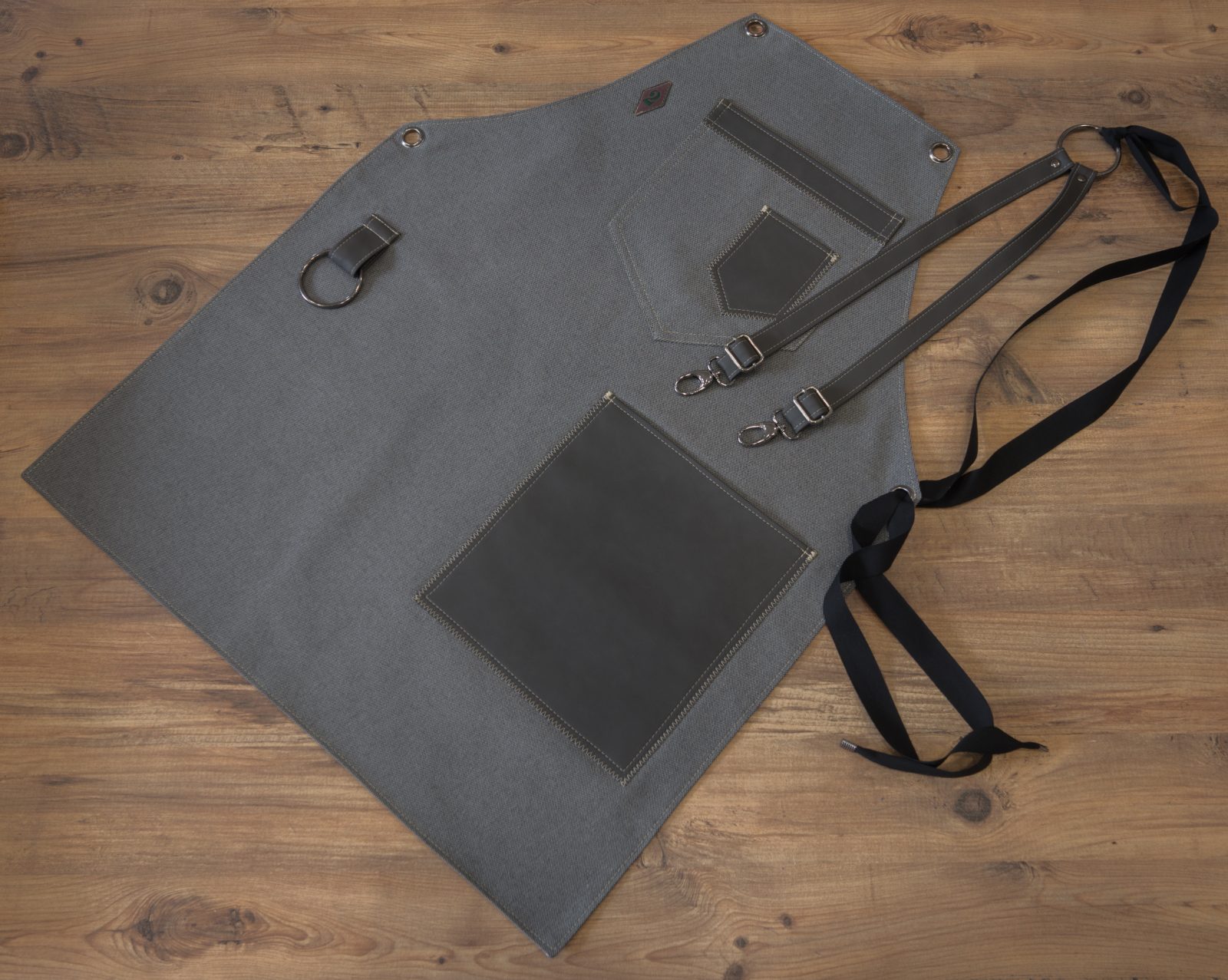 Grey Style – 2 Handmade Aprons since 2015
